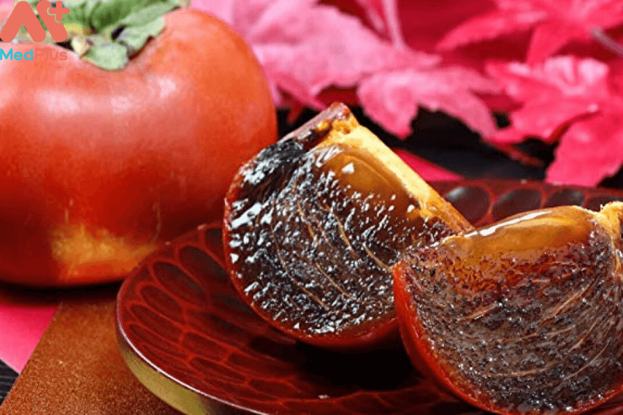 Hồng đen Nhật Bản: Loại quả hương socola tốt cho sức khỏe - Medplus.vn