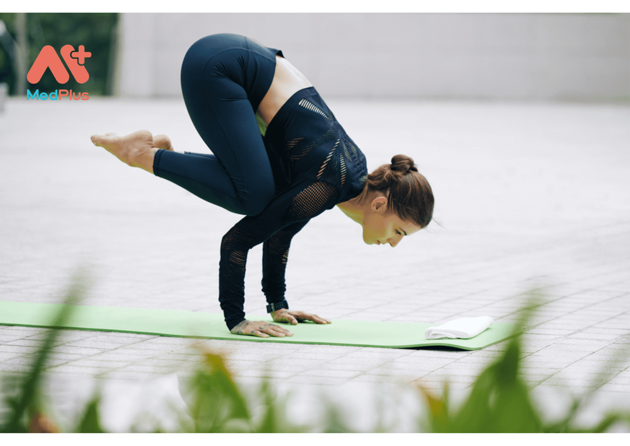 Tư thế con quạ- lợi ích và 5 bước thực hiện! - Medplus.vn